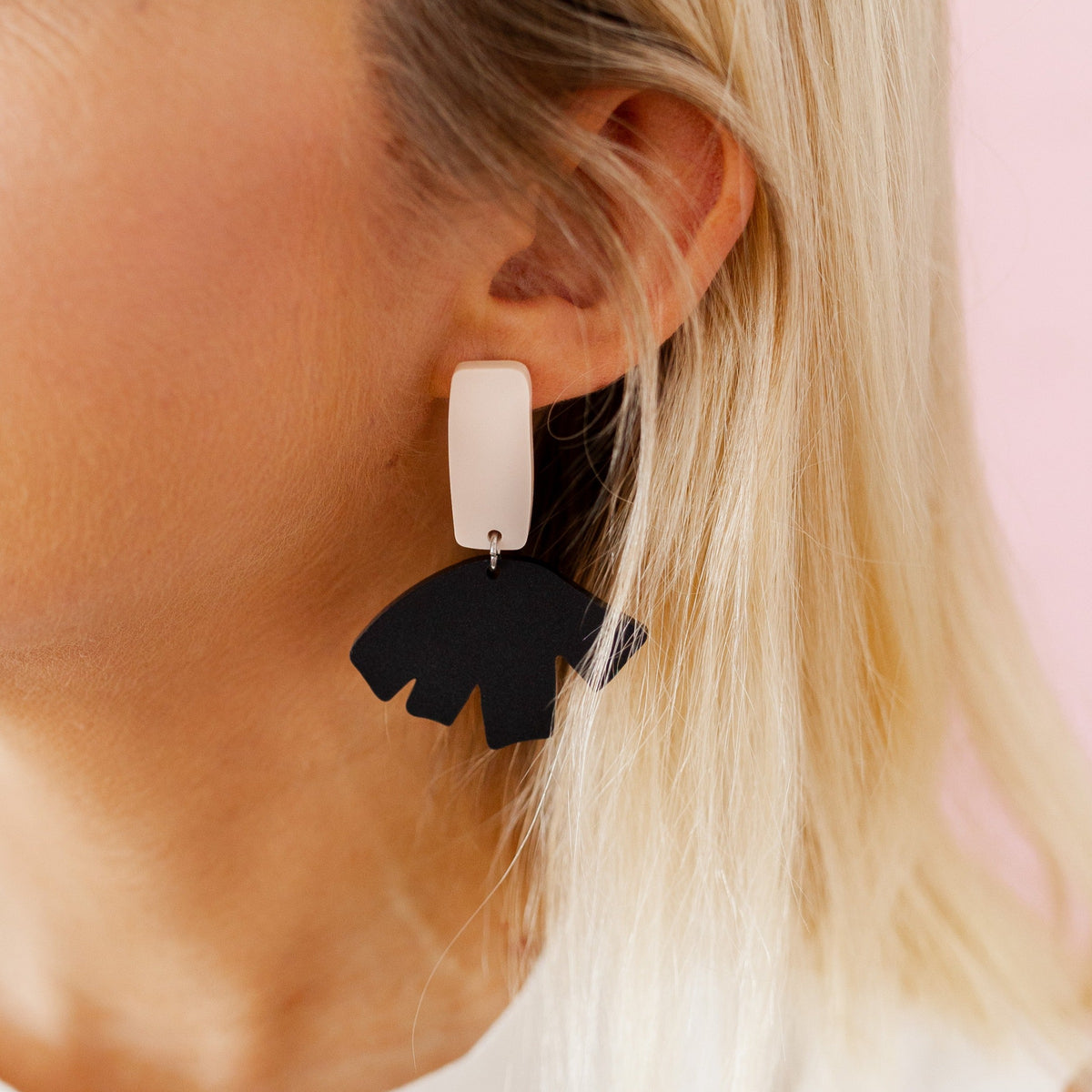 Colter Stone and Black Dangle Earrings – Pink Nade